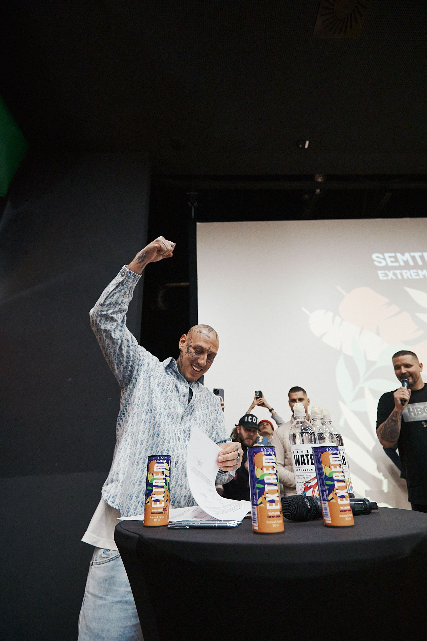 Kofola a slovenský rapper Separ spoločne predstavili nový energetický ...